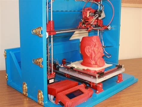 New 3d Printer Also Doubles As A Suitcase Softpedia