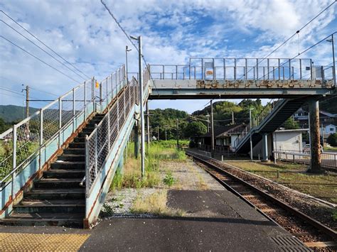 日豊本線駅前には祟り神下ノ江駅大分県臼杵市で下車 開業当時からの木造駅舎を見る2日目その3灼熱大分木造駅舎詣の旅