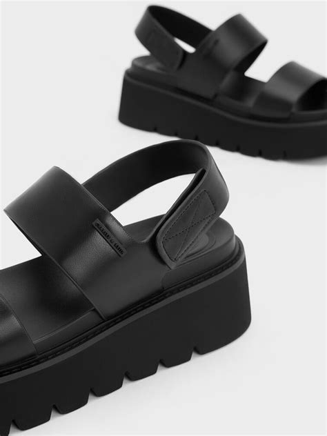 Black Jadis Chunky Flatform Sandals Charles And Keith Ph