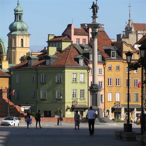 Muziejų Naktis Varšuvoje 2024 Varsuvapl