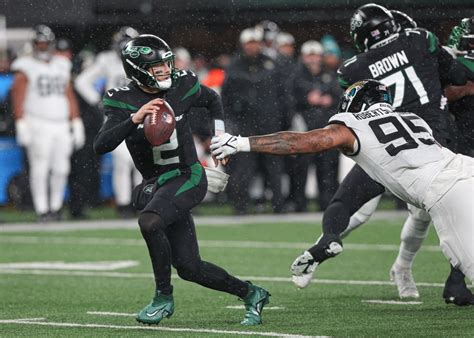 Chris Simms Nfl Draft Class Rankings From 2021 Resurface After Zach Wilson Was Booed Off In