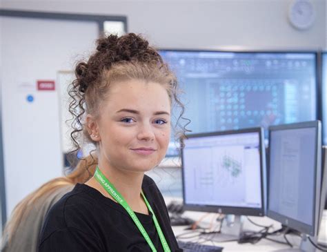 Specialist Engineering Training Company Sees Boom In Female Apprentices