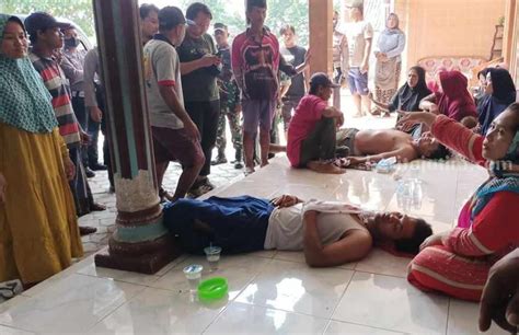 Carok Tanah Merah Bangkalan 7 Korban Dilarikan Ke Rumah Sakit