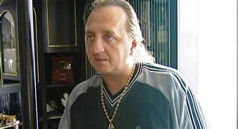 Zámbó Jimmy fia és felesége első gyermeküket várják babapocakos fotót