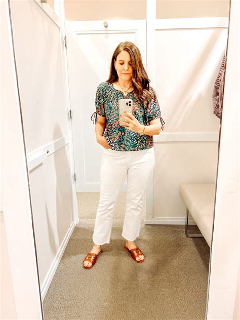 What Color Goes With Fuchsia 6 Fresh Spring Color Combinations Be So You