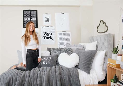 Diy Dorm Wall Decoration Ideas Shelly Lighting