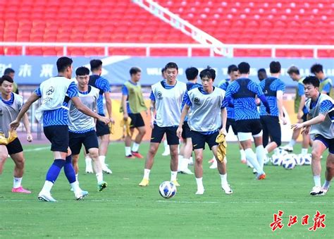 “打出血性，拿下三分”，武汉三镇亚冠首战目标已定武汉新闻中心长江网cjncn
