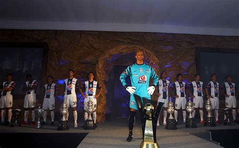 Los Tuzos Presentaron Su Uniforme En La Cuna Del Futbol Mediotiempo