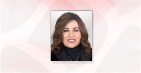 صحيفة البلاد البحرينية رئيسة سيدات الأعمال الاقتصاد البحريني يسير