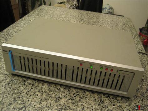 Akai Ea G90 12 Band Stereo Graphic Equalizer Photo 1783647 Us Audio Mart