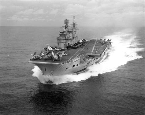 Hms Eagle 1946