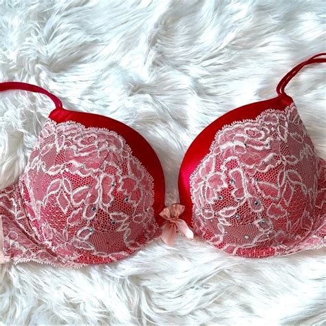 Rare Victorias Secret Very Sexy Pushup Bra Red Lace Gem