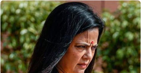 Mahua Moitra Cash For Query महुआ मोइत्रा की संसद सदस्यता रद्द पैसे