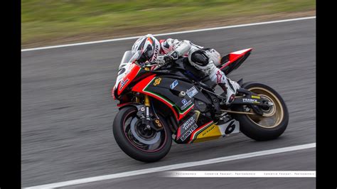 Loudest Yamaha R1 Exhaust Sounds In The World Youtube