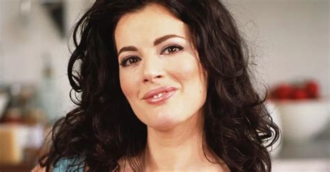 Nigella Lawsons Hottest Looks Of All Time As Sexiest Tv Chef Turns