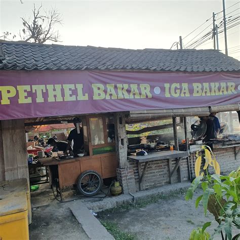 5 Rekomendasi Kuliner Jogja Iga Bakar Enak Di Jogja Yang Wajib Kamu