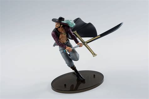 Mihawk Sculture Zoukeiou Choujoukessen World Banpresto Figurine One Piece
