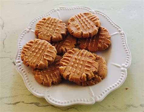 Almond Roca Cookies