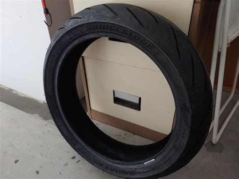 Bridgestone S21 Battlax 150/60-17, Motorcycles, Motorcycle Accessories ...