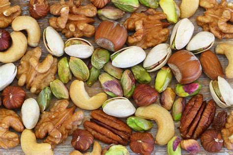 Food Focus Health Benefits Of Nuts Vibrant Nutrition