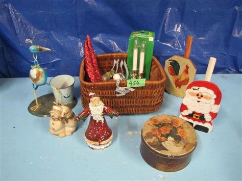 Assorted Decorations