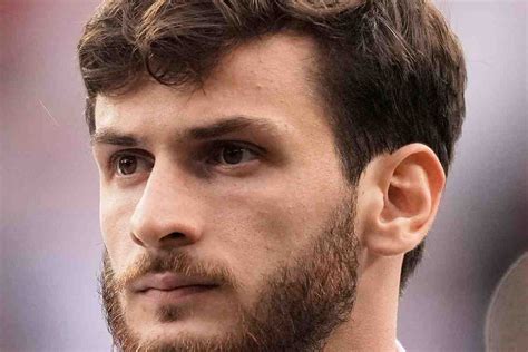 Kvara Alla Juventus è Laffare Dellestate Cambiano Maglia 5 Calciatori
