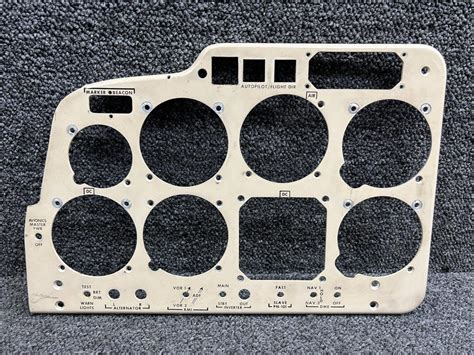 96 324030 61 96 324175 17 Beechcraft E 55 Instrument Panel Assembly