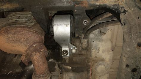 Полетела передняя подушка двигателя — Opel Astra H, 1,8 л, 2011 года ...