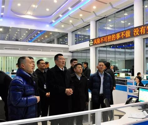 厦门航空总经理、河北航空董事长赵东一行到公司调研指导工作