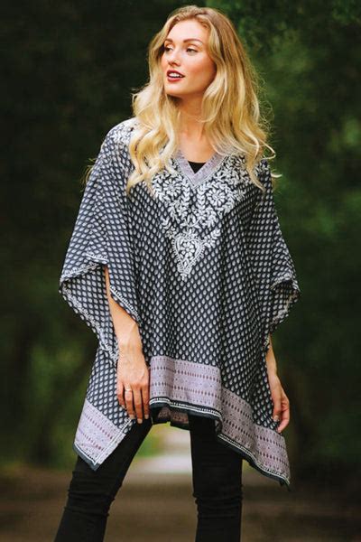 Darika Embroidered Top – Girl Intuitive