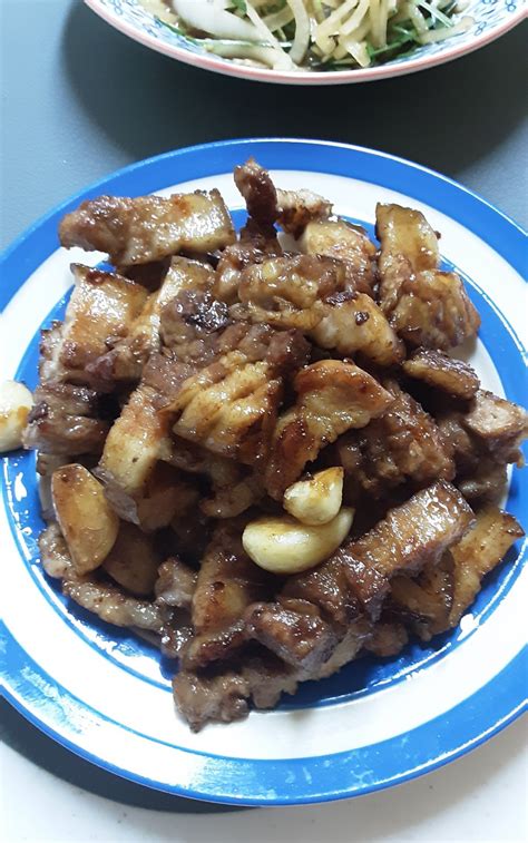 벌집삼겹살 간장구이 와 양파 겨자소스