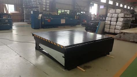 컨테이너 창고 Dockleveler 로딩 도크 레벨러 기계 에지 도크 레벨 수동 유압 실린더 도크 레벨러 가격 Buy 좋은