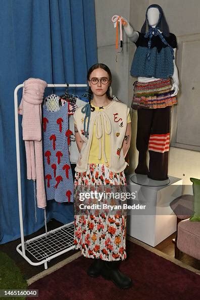 Ella Emhoff Hosts The Ella Emhoff Likes To Knit Pop Up During News