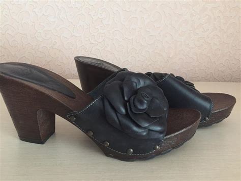 Шкіряні шльопанці Lesta — ціна 250 грн у каталозі Босоніжки Купити жіночі речі за доступною