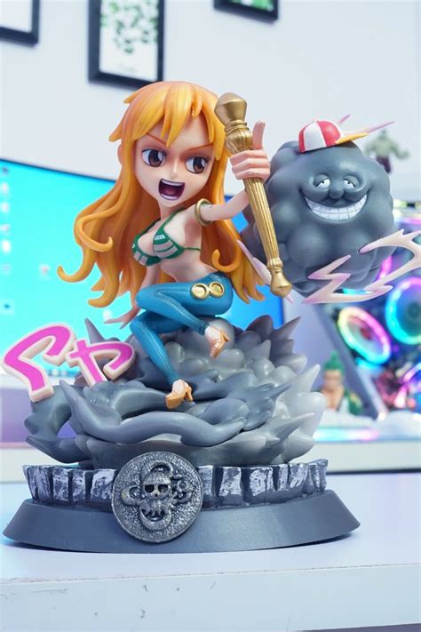 M H Nh Big Chibi Nico Robin Cm