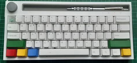 176 Best Capslock Images On Pholder Girl Gamers Mechanical Keyboards And Oldpeoplefacebook