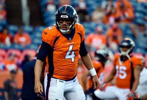 Case Keenum Runs The Broncos Offense Michael Scott Runs The Office Theyre The Same Guy