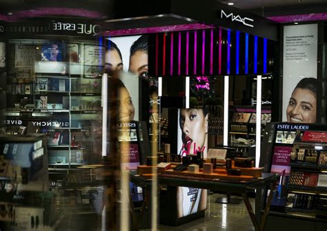 雅詩蘭黛擬砸876億元 收購奢侈品品牌tom Ford 自由財經