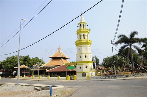 Minaret Kampung Duyong Mosque K Masjid Laksamana Melaka Malacca Stock
