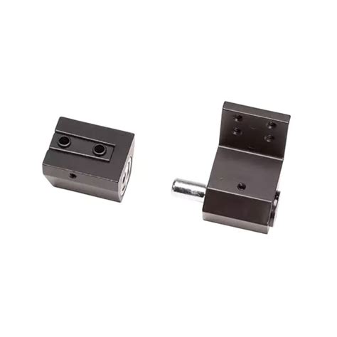 Non Handed Intermediate Hinge