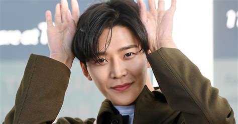 Sf9 로운 ‘여심 홀리는 로운 토끼 포토엔hd