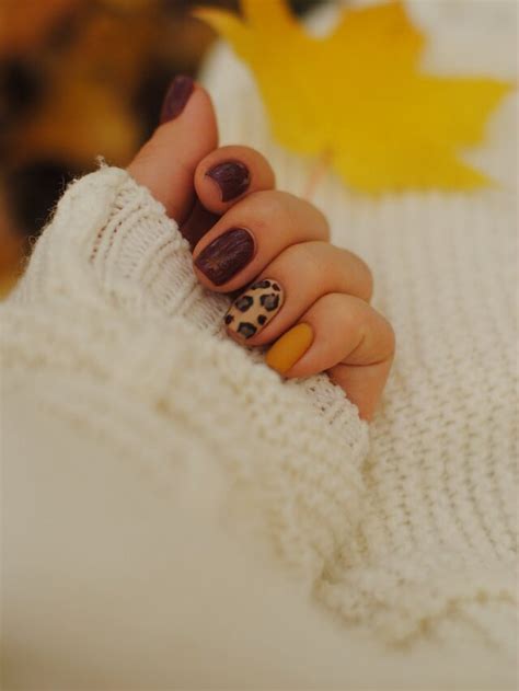 11 Thanksgiving Nail Art Designs That Are Feast Of Beauty Florence
