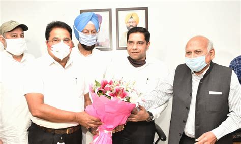 ਪਿ੍ਰੰਸ ਖੁੱਲਰ ਨੇ ਕੈਬਨਿਟ ਮੰਤਰੀਆਂ ਦੀ ਹਾਜ਼ਰੀ ਵਿੱਚ ਪੰਜਾਬ ਯੂਥ ਡਿਵੈਲਪਮੈਂਟ ਬੋਰਡ