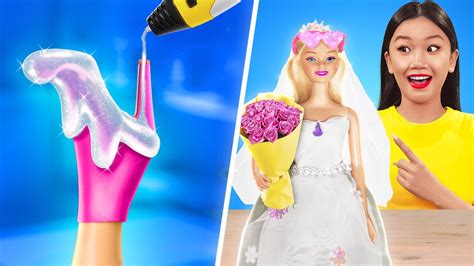 Rich Vs Poor Art Challenge 😱 Wedding Barbie Makeover💍 Clothes Hacks For