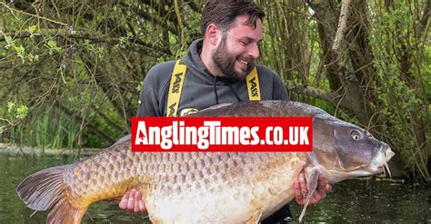 French Carp Fishing ‘session Of A Lifetime Sees Monster 89lb Common