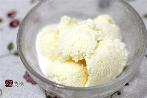 自制奶油冰淇淋的做法冰淇淋下厨房