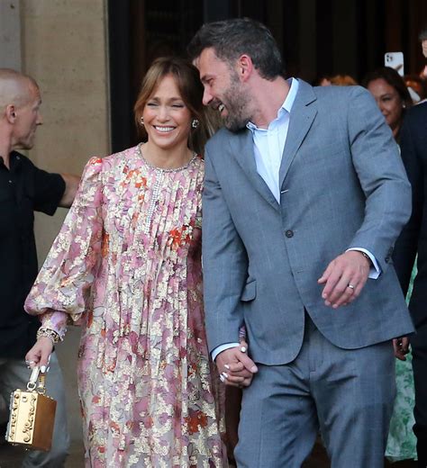 بازیگران زن و مردی که در پیری عروس و داماد شدند اسامی و عکس های باورنکردنی