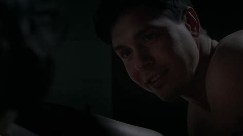 Auscaps Jon Seda Joseph Mazzello And Rami Malek Shirtless In The Pacific 1 08 Iwo Jima