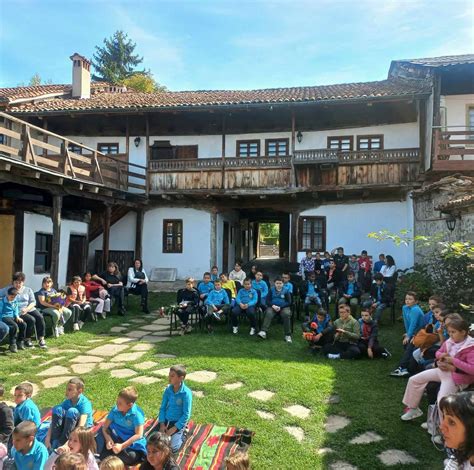 Исторически музей Разлог На 16 септември 2021 г четвъртък от 17 30 ч в Регионален