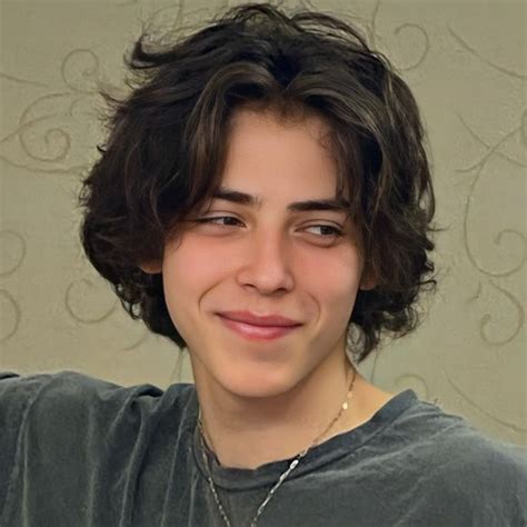 Rcnschfr Brown Hair Male Brown Hair Blue Eyes Long Hair Styles